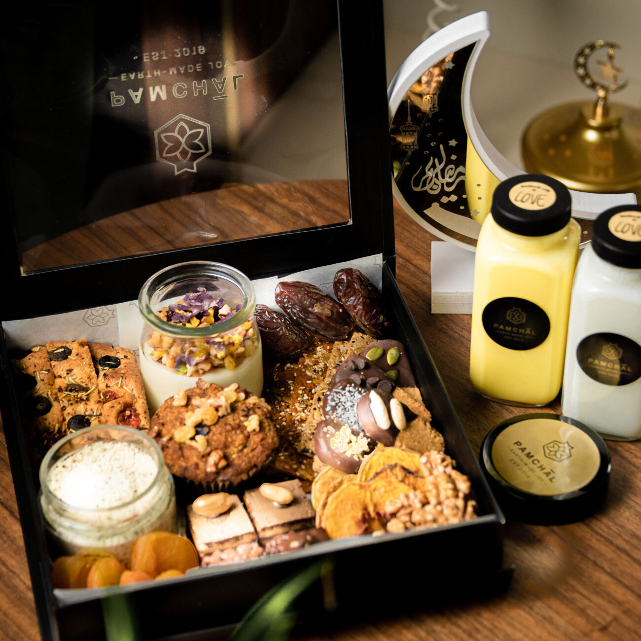 Arrangements & Assorted Gift Boxes – Pamchal